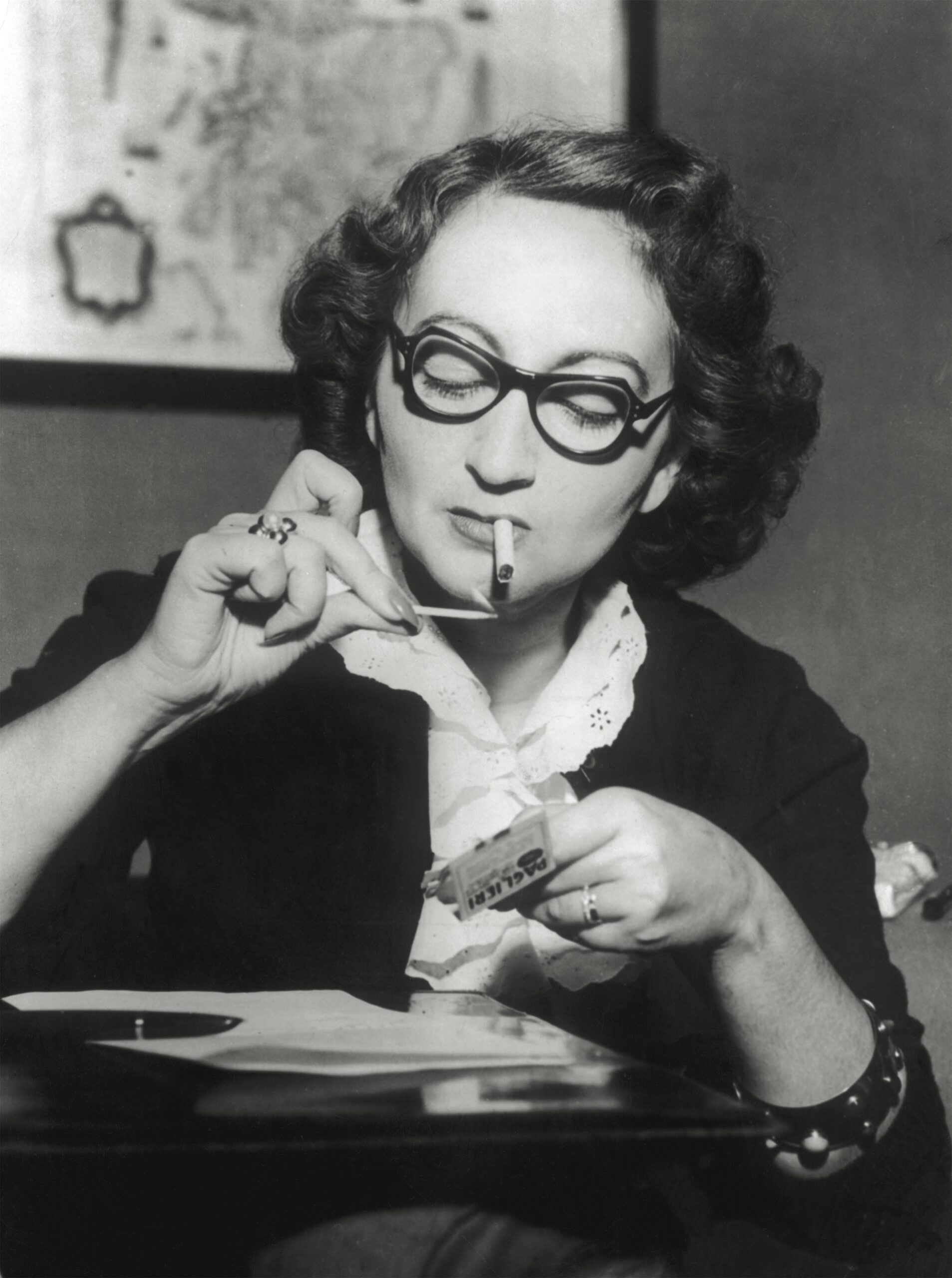 Let’s enjoy the moon – The European Review of Books